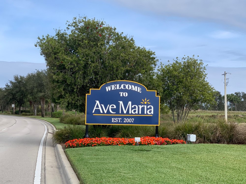 Ave María - Digital Catholic Missionaries (DCM)