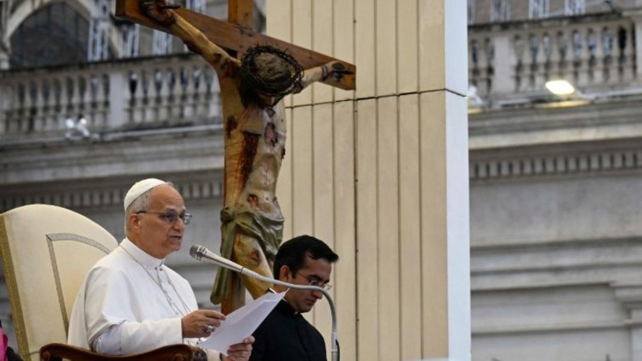 Pope at Audience: Jesus shows us crying out is not weakness but an act ...